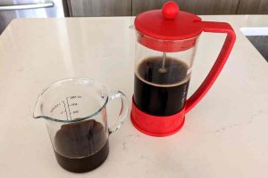 Olive Oil in Coffee: Original Recipe, Taste Review & Don'ts