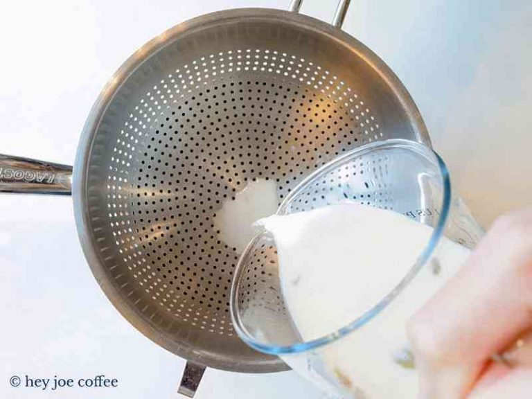 Cardamom Coffee 101 + Bomb Latte Recipe!