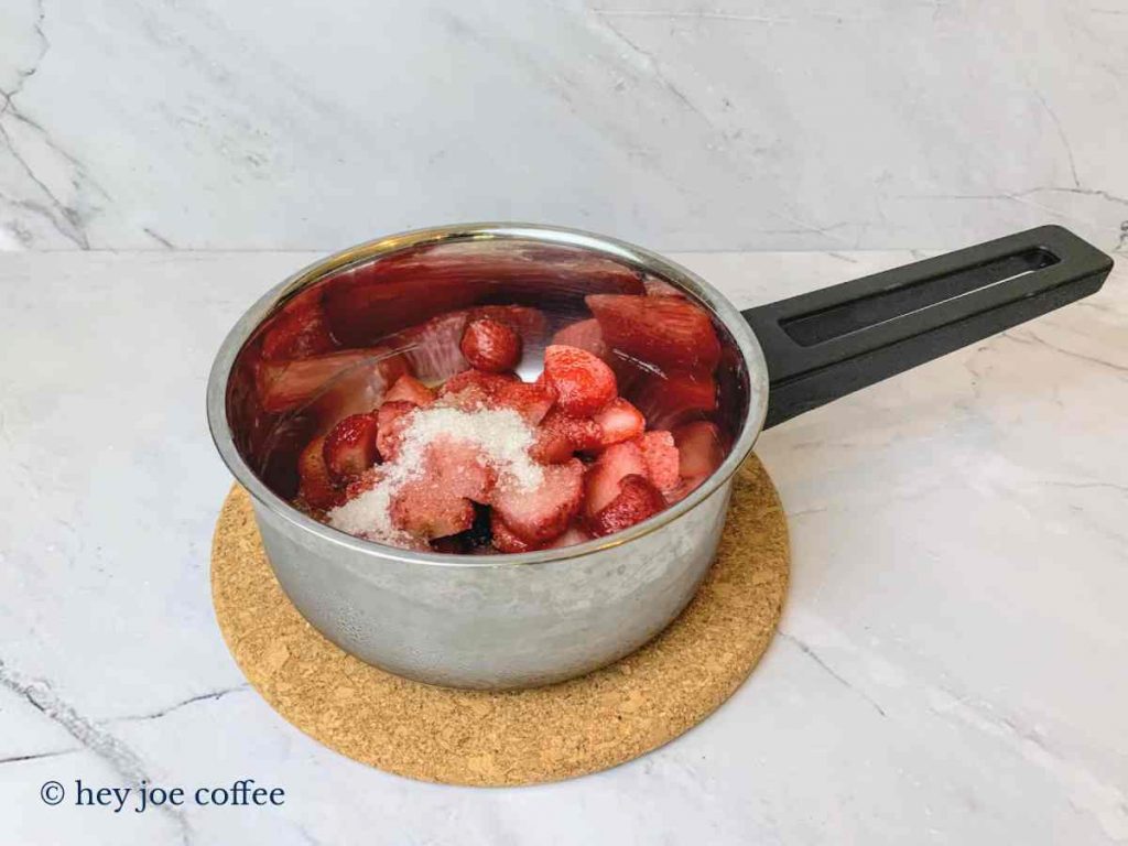 Starbucks Strawberry Puree: Easy DIY Recipe (With Photos)