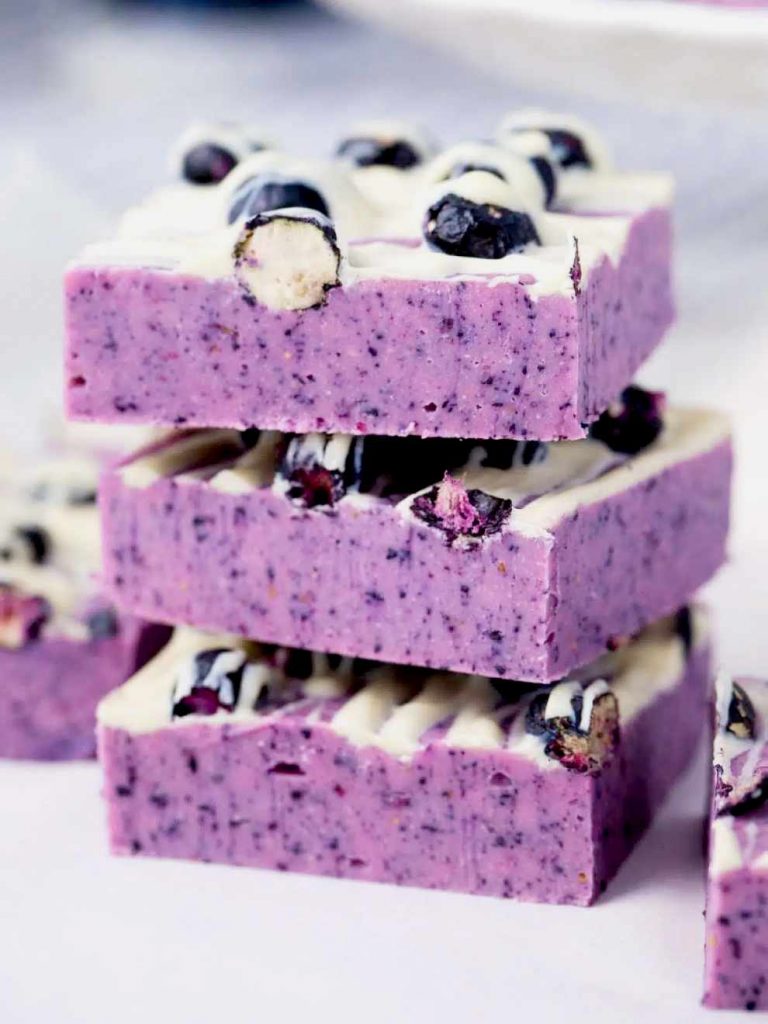 25 Sweet & Savory Blueberry Recipes To Tackle Your Blueberry Bounty